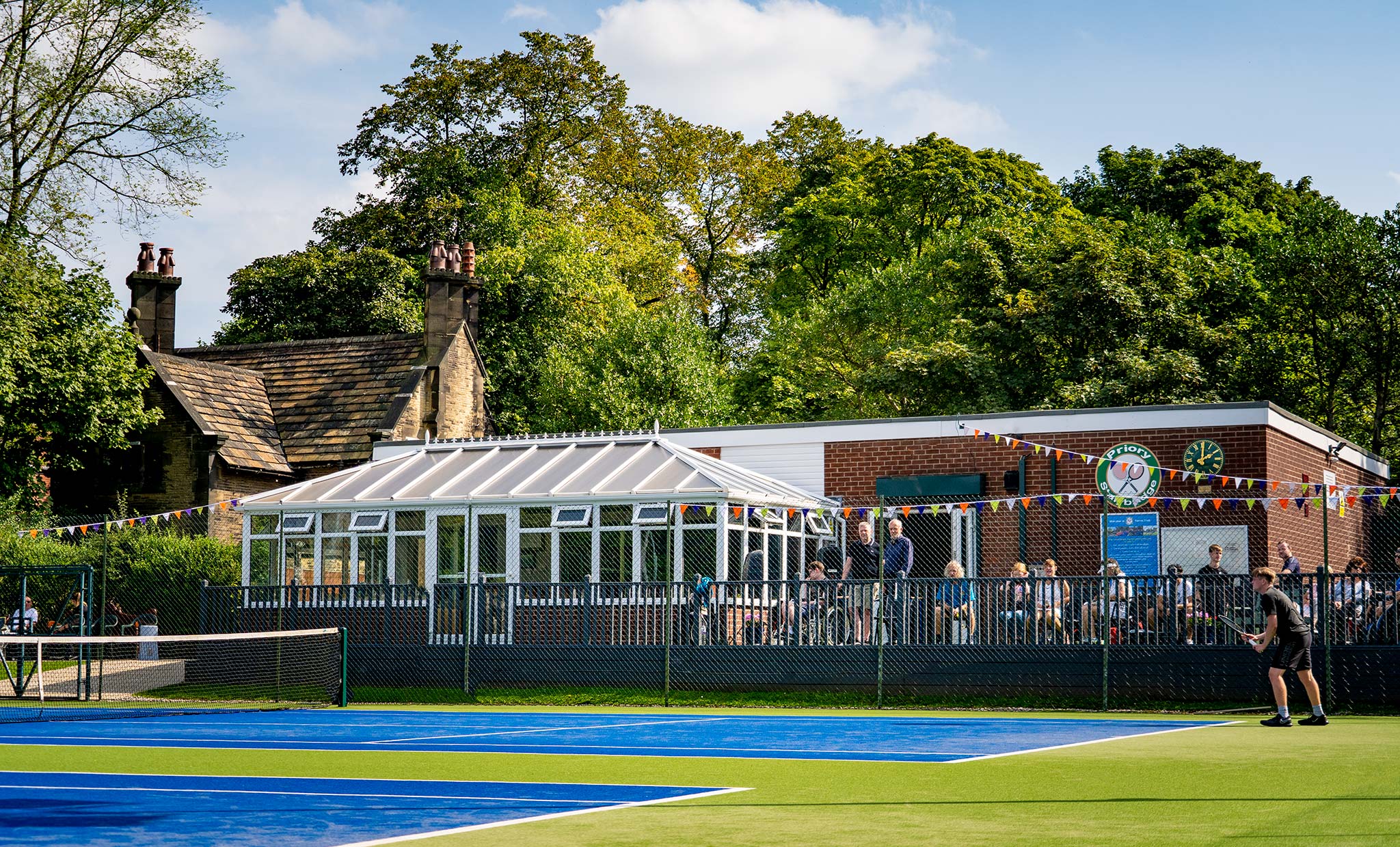 Play tennis in Manchester & Cheshire - Priory Tennis Club